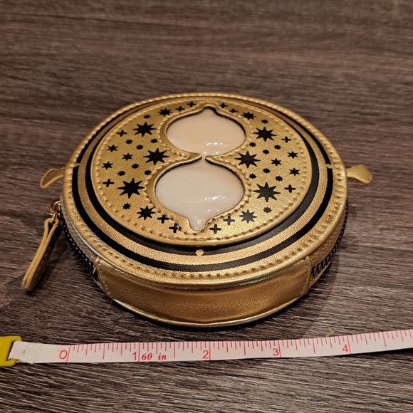 Warner Bros. | Bags | Harry Potter Hermiones Golden Time Turner Coin ...